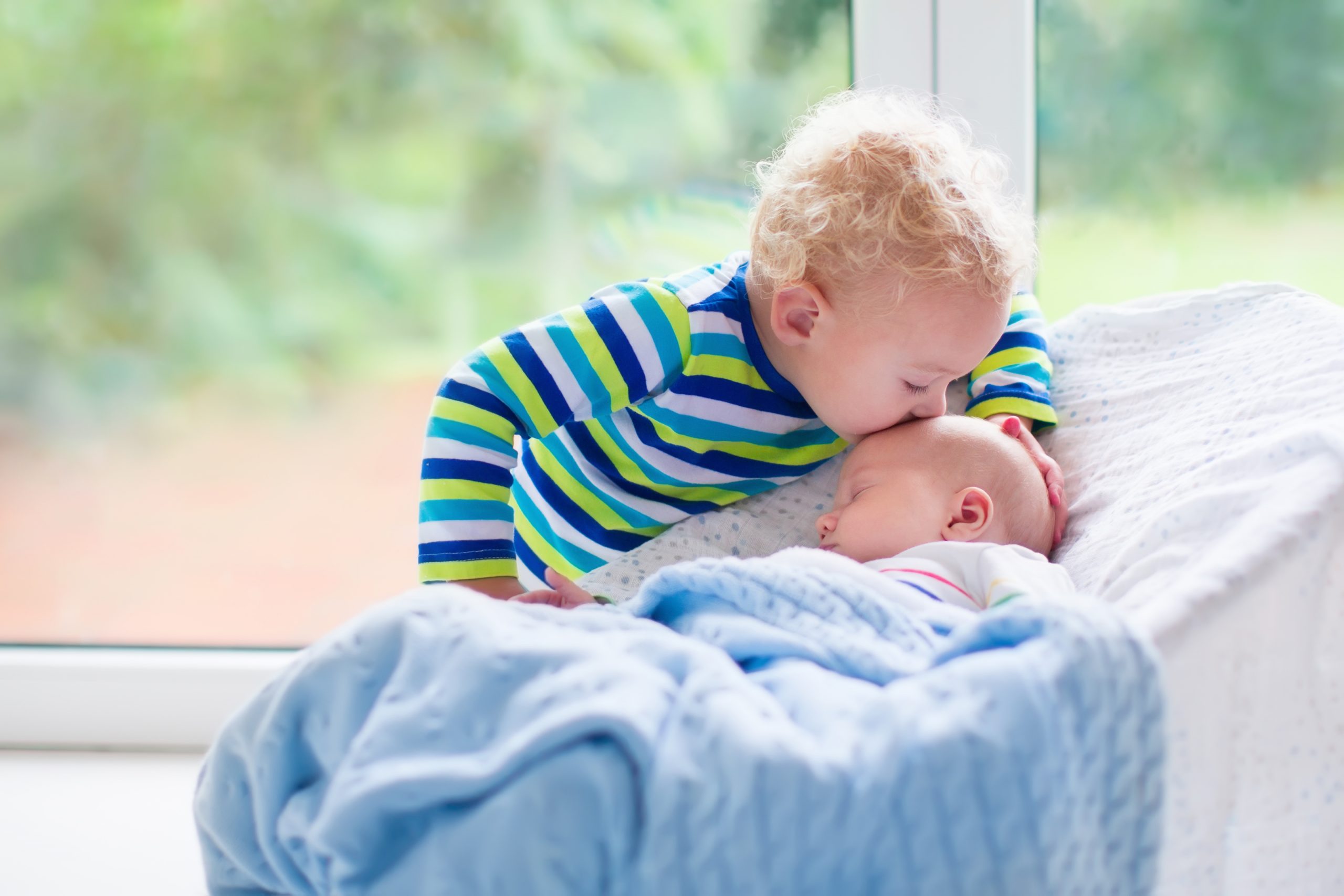 Un hermano pequeño es bueno para la salud – KISS FM