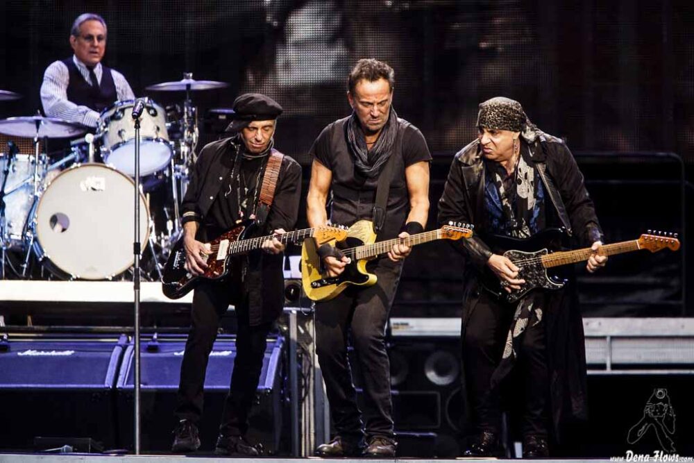 Recuperan históricos conciertos de los inicios de Springsteen y E ...