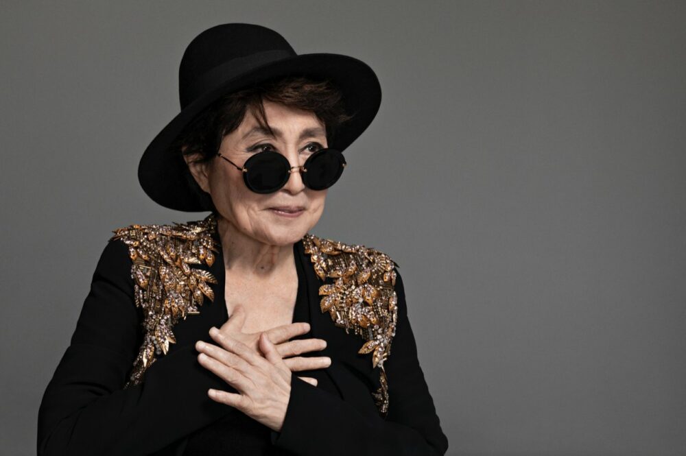 Yoko Ono ha cumplido 90 años – KISS FM