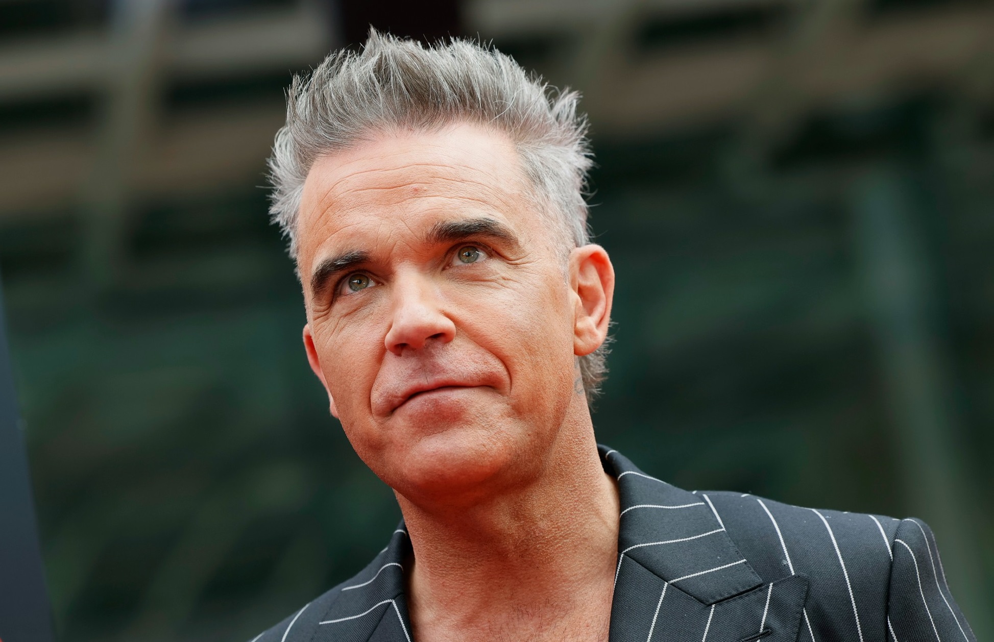 Robbie Williams espera seguir los pasos de Sir Rod Stewart – KISS FM